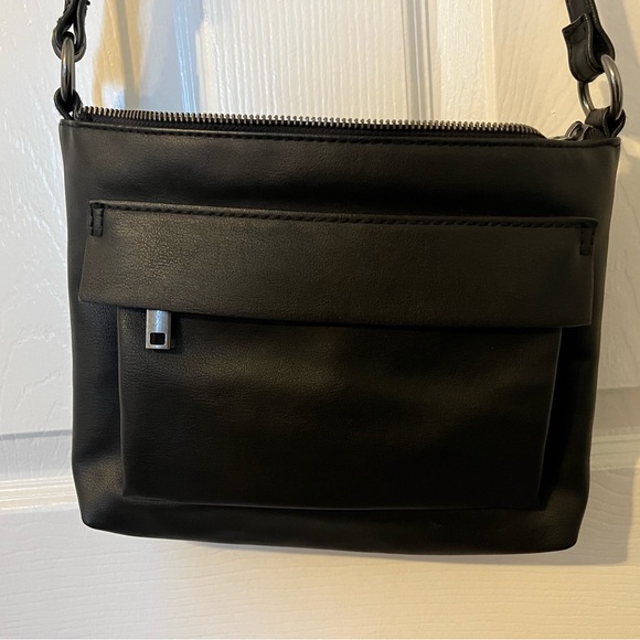 Universal Thread | Bags | Universal Thread Crossbody Bag | Poshmark